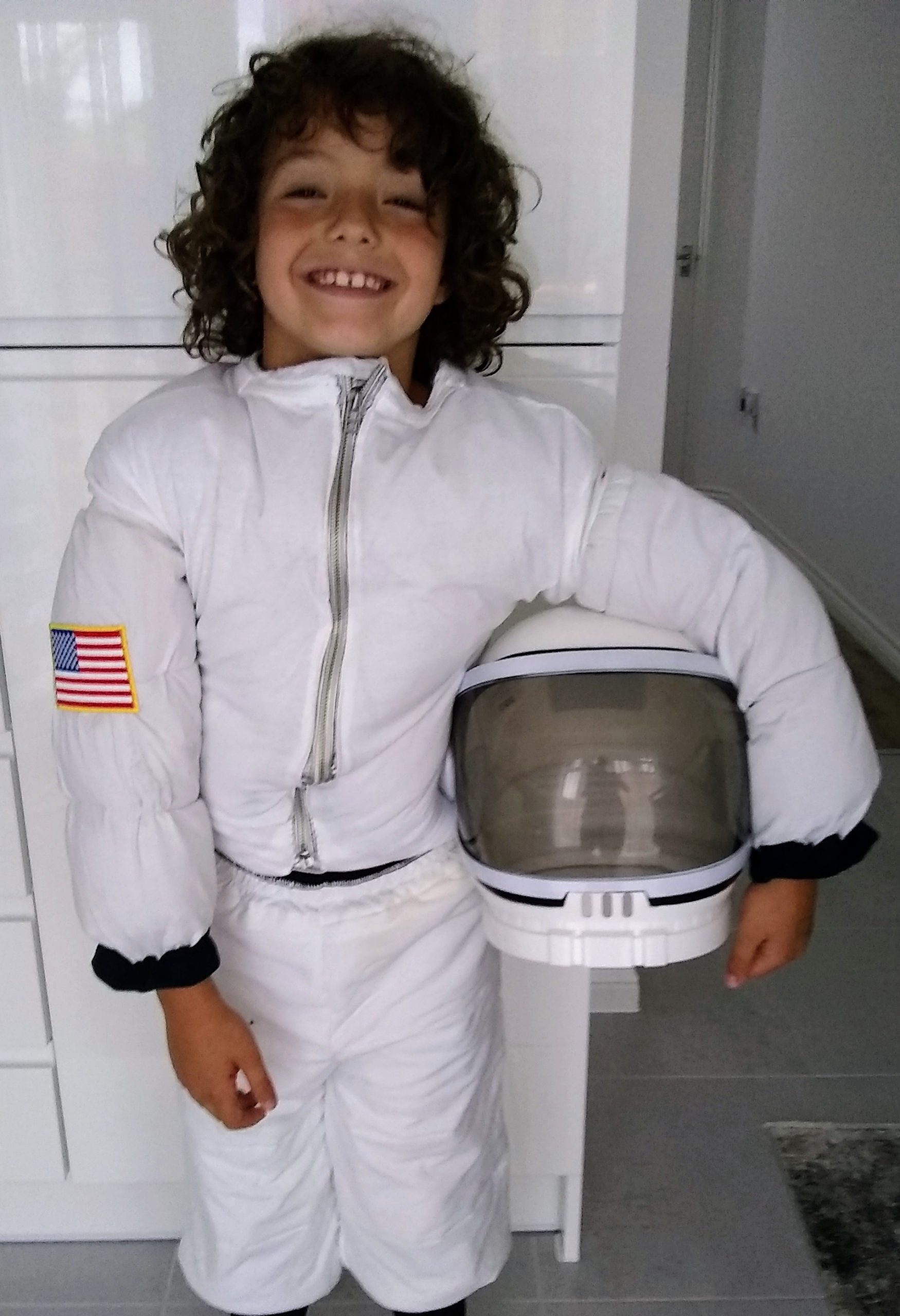 Delve Into History – EYFS, KS 1 and KS 2 History workshops for primary ...