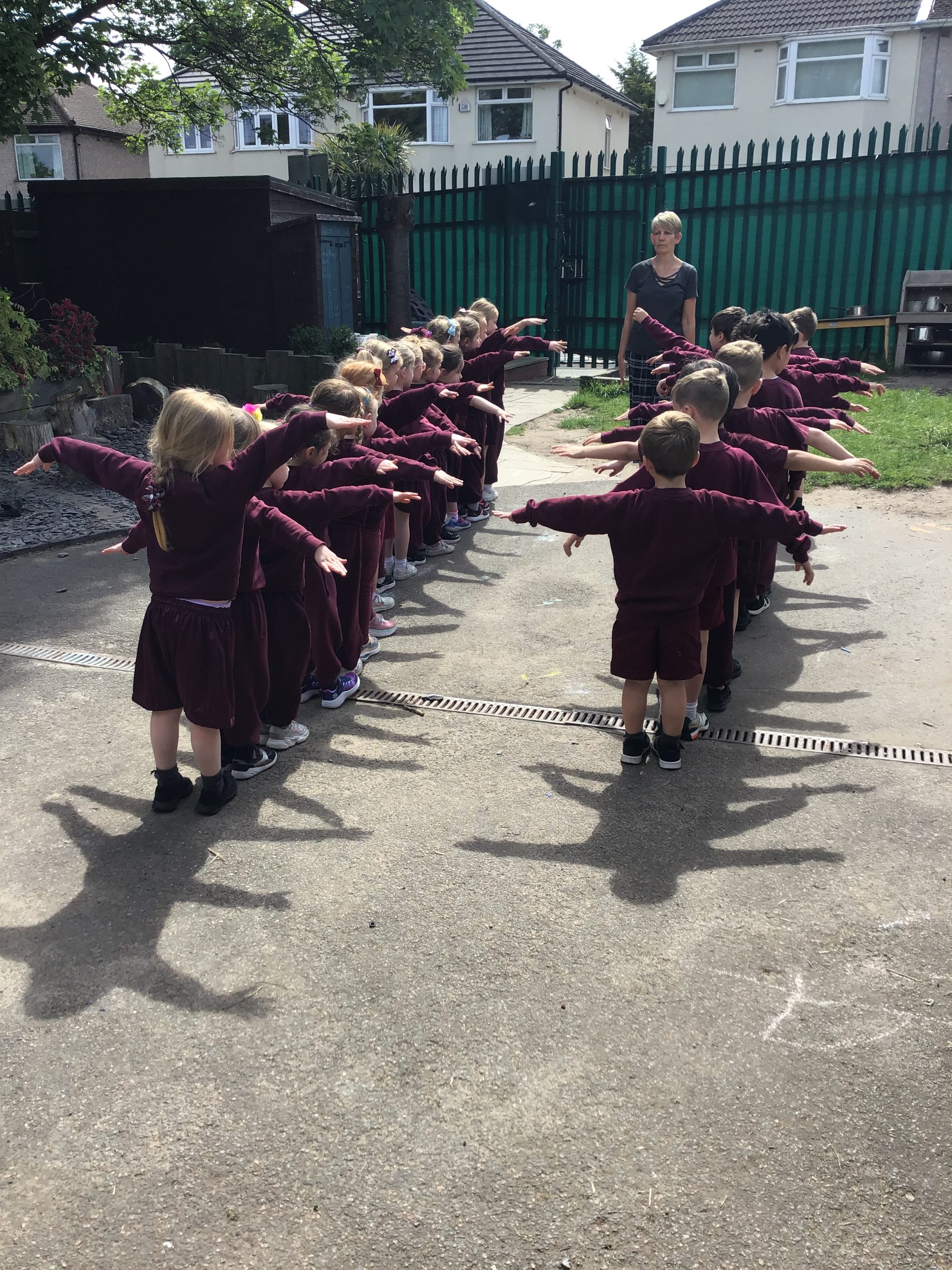 Delve Into History – EYFS, KS 1 and KS 2 History workshops for primary ...